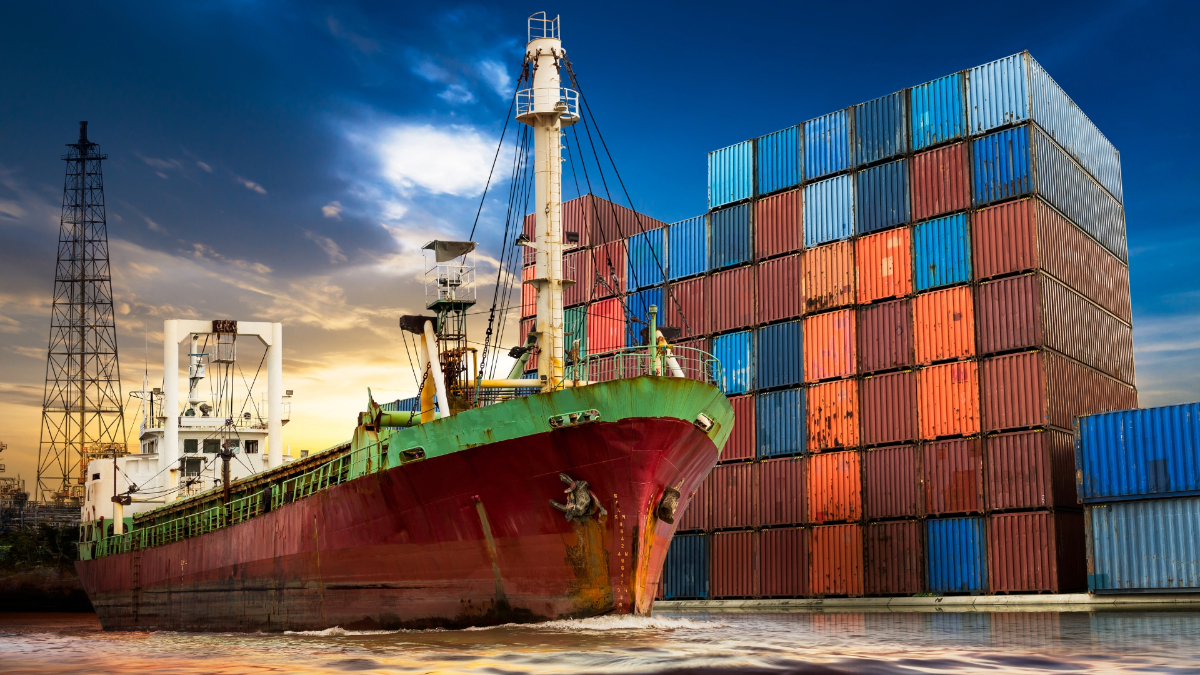 What are the main challenges for the EU ports to undertake green ...
